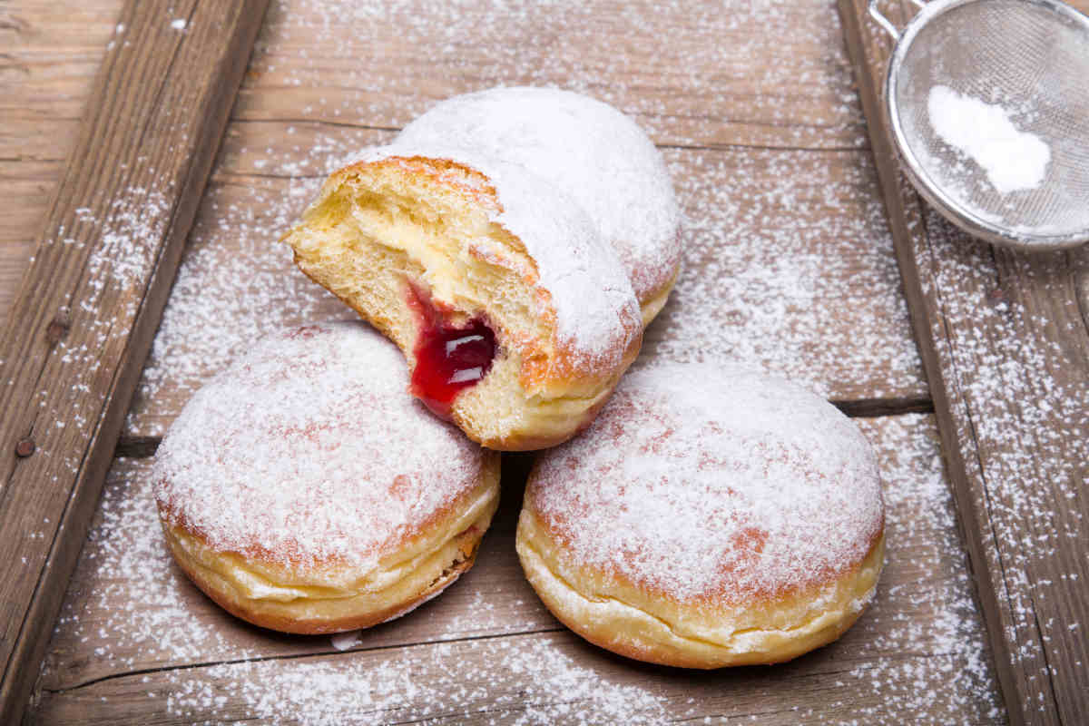 Krapfen, la ricetta dei bomboloni austriaci | Buttalapasta