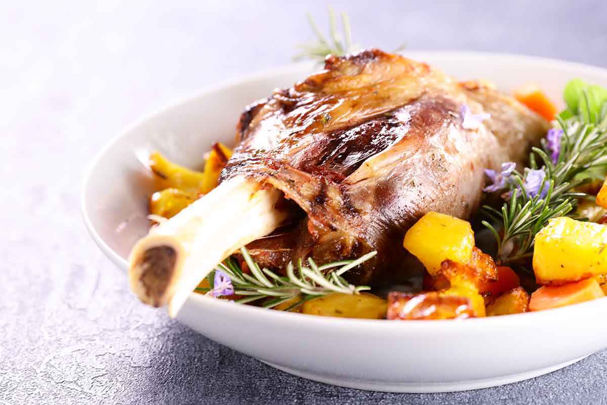 Agnello al forno: la ricetta tradizionale | Buttalapasta