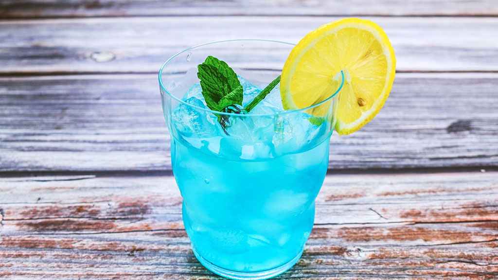 Long Island Iced Tea: la ricetta e la storia del cocktail | Buttalapasta