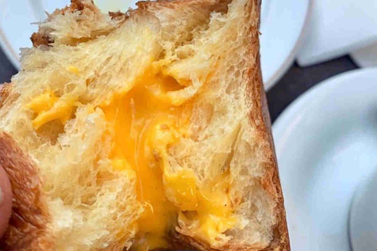 Tutti in fila per assaggiarlo: ne fanno solo 150 al giorno, ecco dove ...