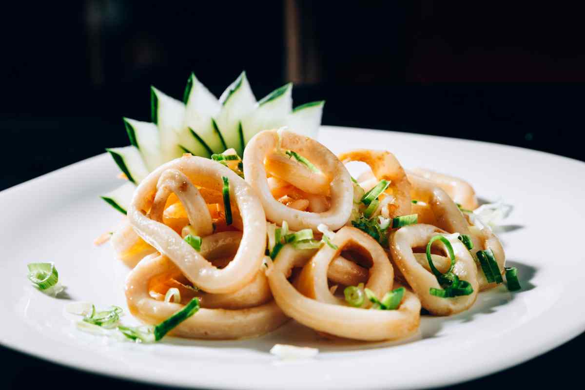 Totani in padella, la ricetta di un secondo di mare facilissimo e ...