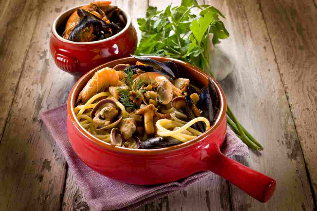 Spaghetti mare e monti come al ristorante ma veloce | Buttalapasta